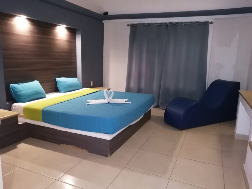 AUTO HOTEL SKY - Precios 2025 * Moteles Querétaro